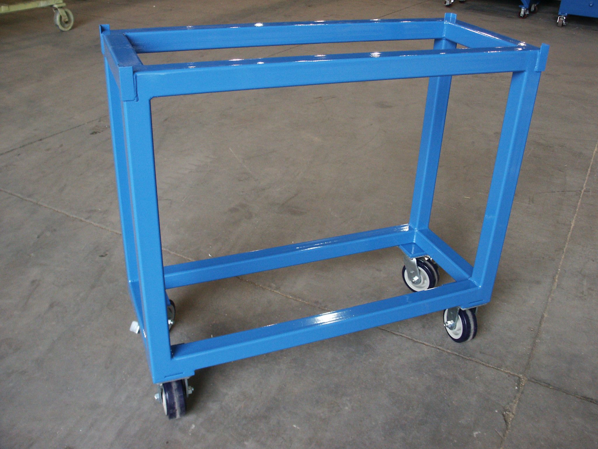Custom Metal Rolling Carts and Material Handling - Klassen Custom ...